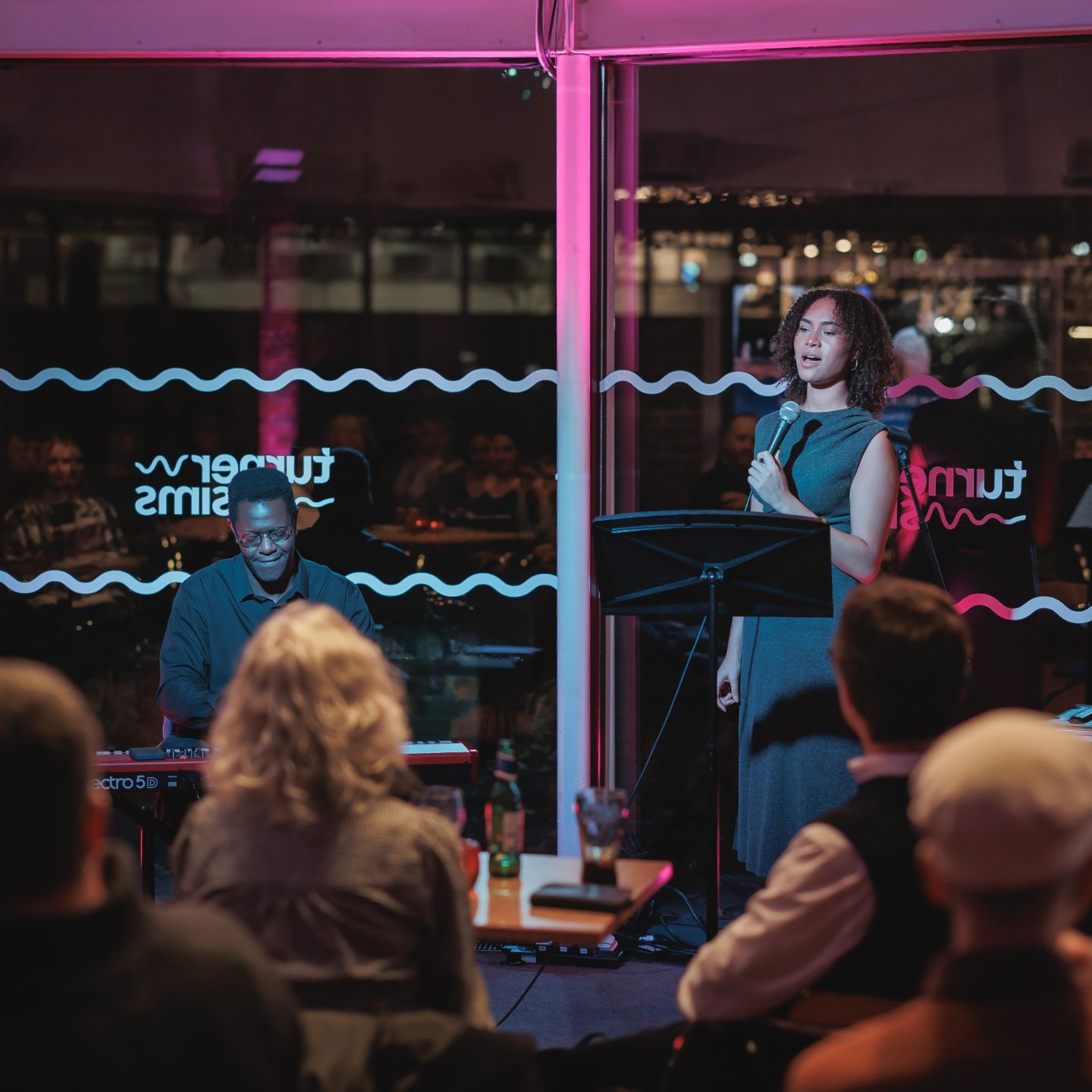 The Vibe Lounge - Turner Sims